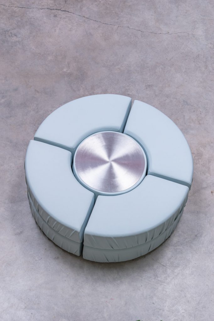 Pouf Table