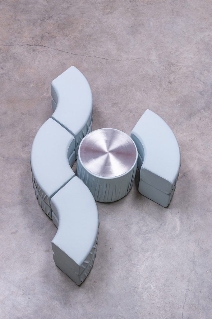 Pouf Table